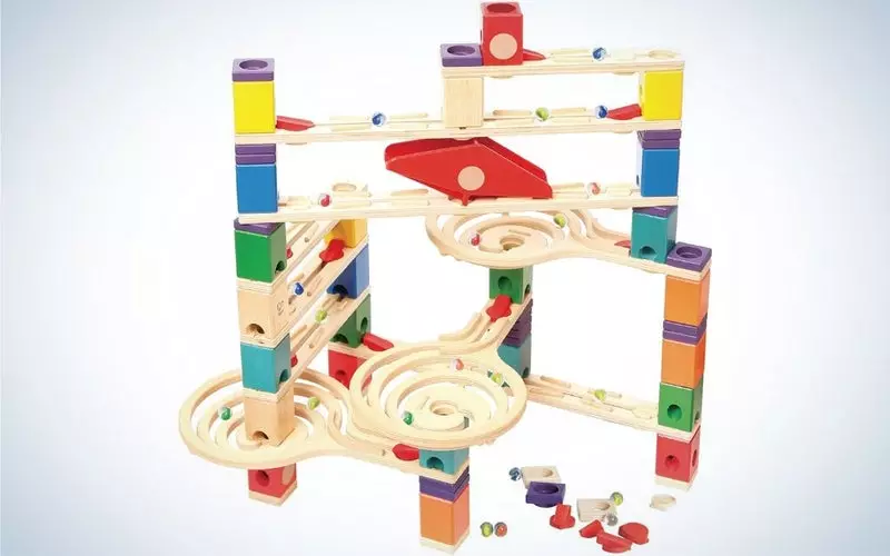 Hape Quadrilla Wooden Marble Run Construction ndiye njira yabwino kwambiri yoyendetsera mwala wamatabwa.