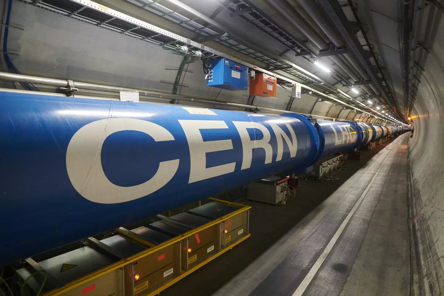 Babban Hadron Collider mai miya ya dawo don ɗaukar tambayoyi mafi nauyi tukuna