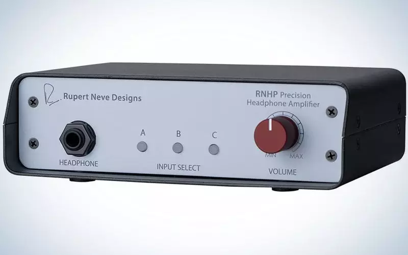 Amplificatore per cuffie Rupert Neves su sfondo bianco